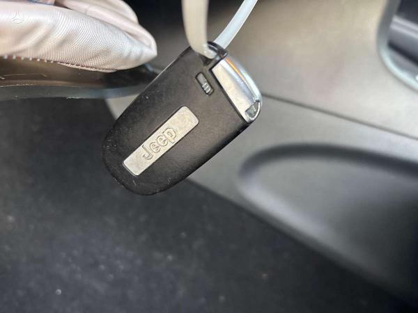Zils Jeep Grand Cherokee 2020 Ukmergė, ar dzinēja tilpumu 3.60 L un nobraukumu 87 tūkst. km par 13499 €, foto 11 vietnē AUTOMOTO.COM.LV