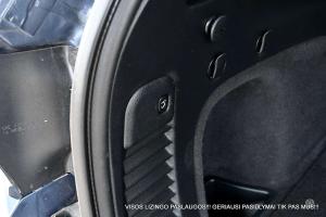 Zils Jeep Grand Cherokee 2020 Kretinga, ar dzinēja tilpumu 3.60 L un nobraukumu 65 tūkst. km par 19699 €, foto 17 vietnē AUTOMOTO.COM.LV