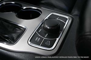 Zils Jeep Grand Cherokee 2020 Kretinga, ar dzinēja tilpumu 3.60 L un nobraukumu 65 tūkst. km par 19699 €, foto 24 vietnē AUTOMOTO.COM.LV