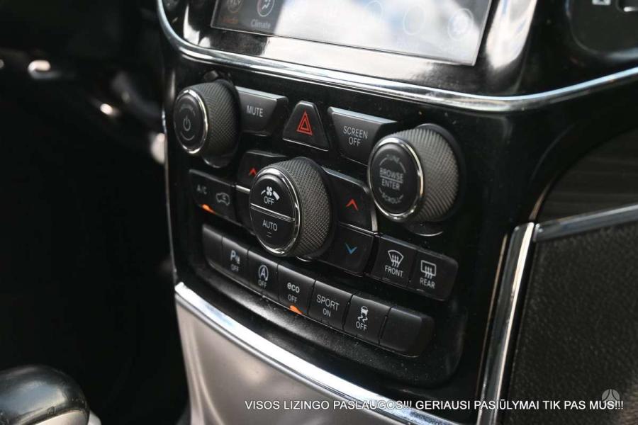 Zils Jeep Grand Cherokee 2020 Kretinga, ar dzinēja tilpumu 3.60 L un nobraukumu 65 tūkst. km par 19699 €, foto 28 vietnē AUTOMOTO.COM.LV