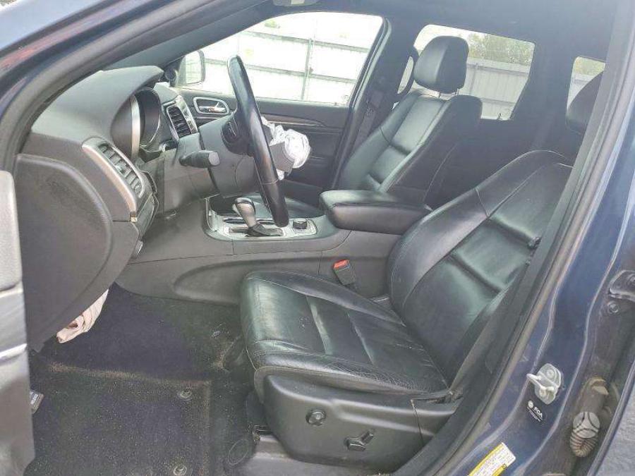 Blue Jeep Grand Cherokee 2021 in Siauliai, with an engine capacity of 3.60 L and mileage of 163 thousand km for 9900 €, photo 8 on AUTOMOTO.COM.LV