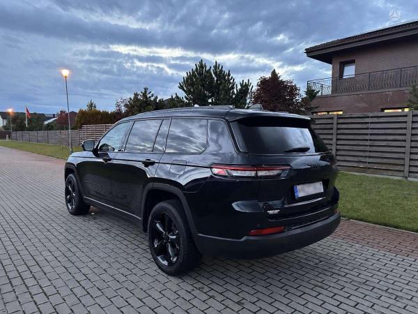 Blue Jeep Grand Cherokee 2024 in Klaipeda, with an engine capacity of 3.60 L and mileage of 34 thousand km for 38900 €, photo 4 on AUTOMOTO.COM.LV