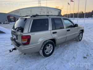 Brown Jeep Grand Cherokee 2000 in Valmiera, with an engine capacity of 4.00 L and mileage of 146 thousand km for 3100 €, photo 3 on AUTOMOTO.COM.LV