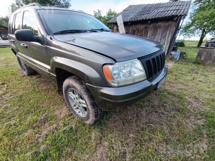 Brown Jeep Grand Cherokee 2000 in Valka, with an engine capacity of 4.70 L and mileage of 389 thousand km for 1800 €, photo 3 on AUTOMOTO.COM.LV