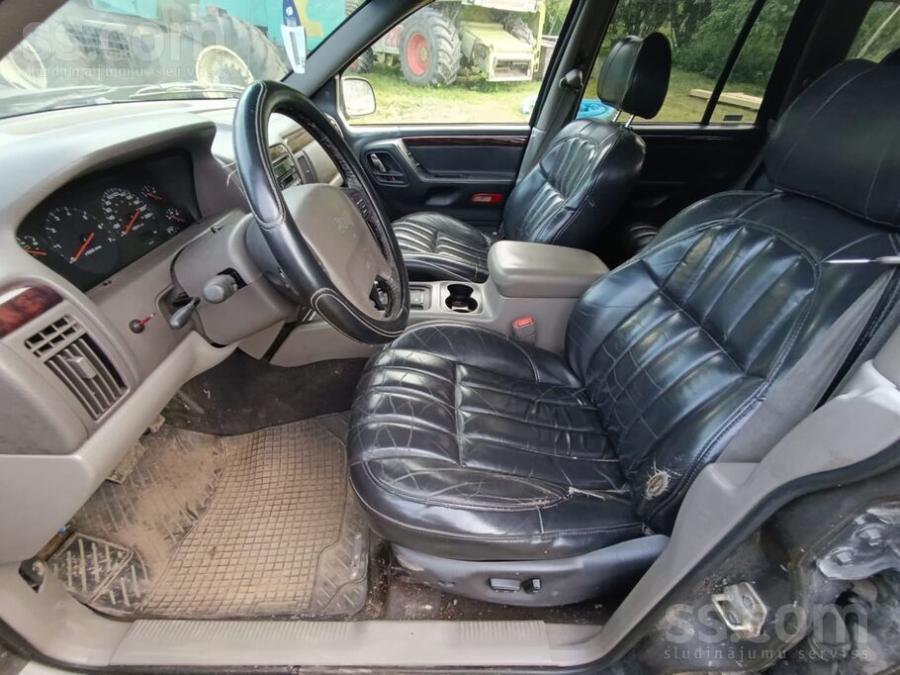 Brown Jeep Grand Cherokee 2000 in Valka, with an engine capacity of 4.70 L and mileage of 389 thousand km for 1800 €, photo 8 on AUTOMOTO.COM.LV