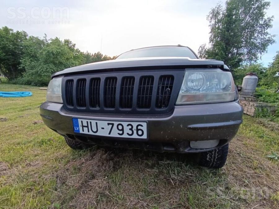 Brown Jeep Grand Cherokee 2000 in Valka, with an engine capacity of 4.70 L and mileage of 389 thousand km for 1800 €, photo 10 on AUTOMOTO.COM.LV