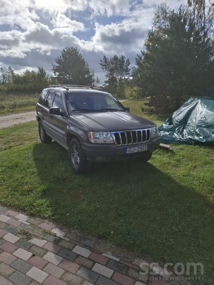 Brūns Jeep Grand Cherokee 2000 Jelgava, ar dzinēja tilpumu 4.00 L un nobraukumu 237 tūkst. km par 4000 €, foto 1 vietnē AUTOMOTO.COM.LV