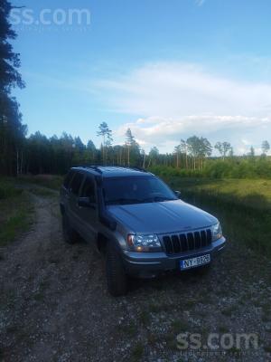 Brown Jeep Grand Cherokee 2002 in Liepaja, with an engine capacity of 2.70 L and mileage of 343 thousand km for 2430 €, photo 3 on AUTOMOTO.COM.LV