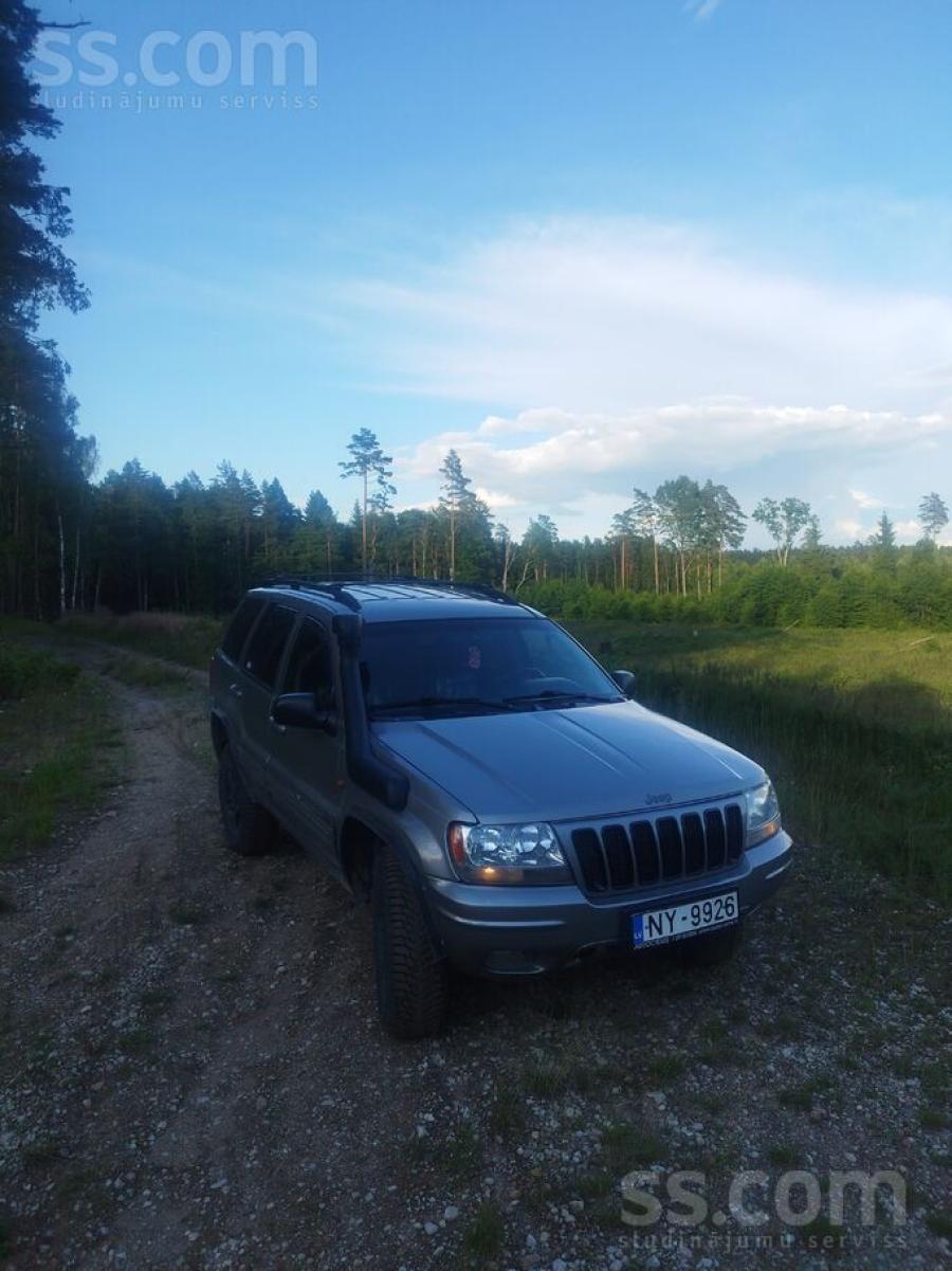 Brown Jeep Grand Cherokee 2002 in Liepaja, with an engine capacity of 2.70 L and mileage of 343 thousand km for 2430 €, photo 3 on AUTOMOTO.COM.LV