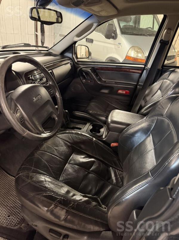 Brūns Jeep Grand Cherokee 2003 Rīga, ar dzinēja tilpumu 2.70 L un nobraukumu 351 tūkst. km par 2200 €, foto 10 vietnē AUTOMOTO.COM.LV