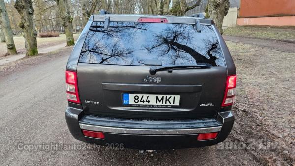 Brown Jeep Grand Cherokee 2005 in Tallinn, with an engine capacity of 4.70 L and mileage of 195 thousand km for 8490 €, photo 5 on AUTOMOTO.COM.LV