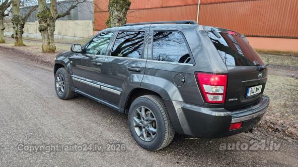 Brown Jeep Grand Cherokee 2005 in Tallinn, with an engine capacity of 4.70 L and mileage of 195 thousand km for 8490 €, photo 6 on AUTOMOTO.COM.LV