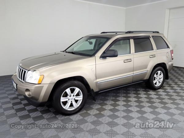 Brown Jeep Grand Cherokee 2005 in Tallinn, with an engine capacity of 3.00 L and mileage of 228 thousand km for 3499 €, photo 2 on AUTOMOTO.COM.LV