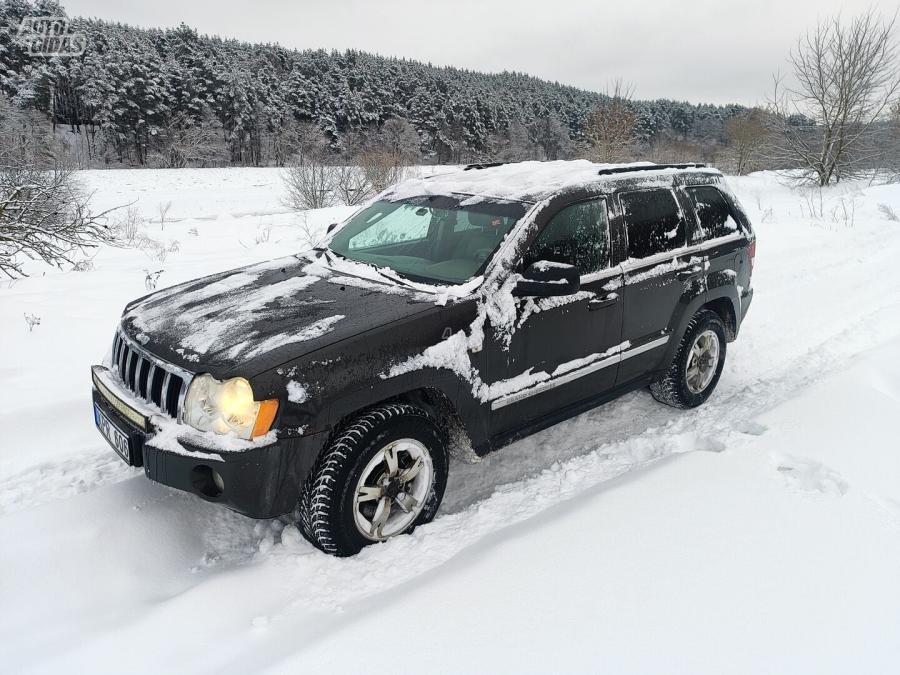 Brown Jeep Grand Cherokee 2007 in Vilnius, with an engine capacity of 5.70 L and mileage of 290 thousand km for 3500 €, photo 5 on AUTOMOTO.COM.LV