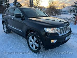Brown Jeep Grand Cherokee 2012 in Paide, with an engine capacity of 3.00 L and mileage of 213 thousand km for 9999 €, photo  on AUTOMOTO.COM.LV