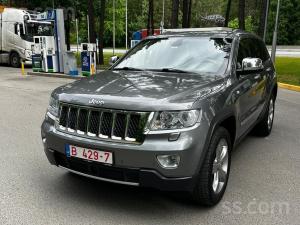 Brūns Jeep Grand Cherokee 2012 Rīga, ar dzinēja tilpumu 3.00 L un nobraukumu 264 tūkst. km par 8390 €, foto 3 vietnē AUTOMOTO.COM.LV