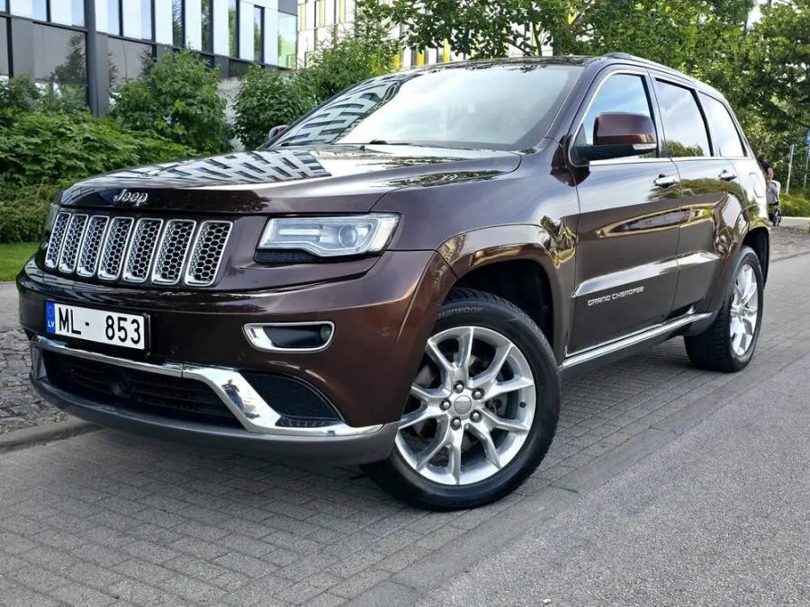 Brūns Jeep Grand Cherokee 2013 Rīga, ar dzinēja tilpumu 3.00 L un nobraukumu 245 tūkst. km par 9900 €, foto 1 vietnē AUTOMOTO.COM.LV