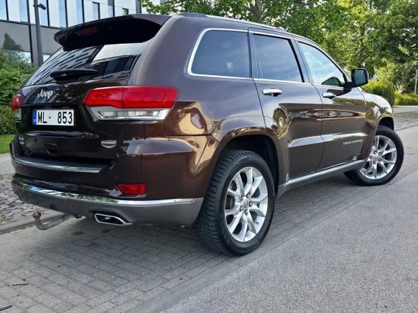 Brūns Jeep Grand Cherokee 2013 Rīga, ar dzinēja tilpumu 3.00 L un nobraukumu 245 tūkst. km par 9900 €, foto 7 vietnē AUTOMOTO.COM.LV