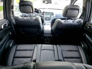 Brūns Jeep Grand Cherokee 2013 Rīga, ar dzinēja tilpumu 3.00 L un nobraukumu 245 tūkst. km par 9900 €, foto 24 vietnē AUTOMOTO.COM.LV