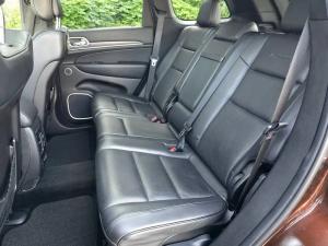 Brūns Jeep Grand Cherokee 2013 Rīga, ar dzinēja tilpumu 3.00 L un nobraukumu 245 tūkst. km par 9900 €, foto 25 vietnē AUTOMOTO.COM.LV