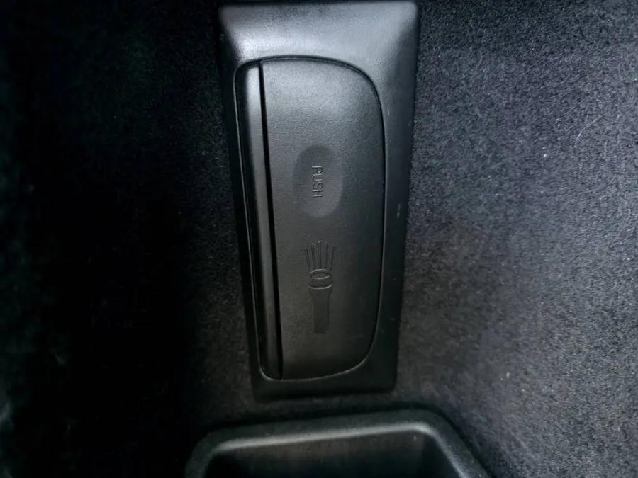 Brūns Jeep Grand Cherokee 2013 Rīga, ar dzinēja tilpumu 3.00 L un nobraukumu 245 tūkst. km par 9900 €, foto 41 vietnē AUTOMOTO.COM.LV
