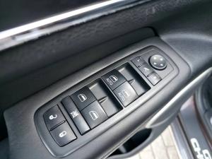 Brūns Jeep Grand Cherokee 2013 Rīga, ar dzinēja tilpumu 3.00 L un nobraukumu 245 tūkst. km par 9900 €, foto 45 vietnē AUTOMOTO.COM.LV
