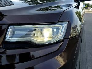 Brūns Jeep Grand Cherokee 2013 Rīga, ar dzinēja tilpumu 3.00 L un nobraukumu 245 tūkst. km par 9900 €, foto 48 vietnē AUTOMOTO.COM.LV
