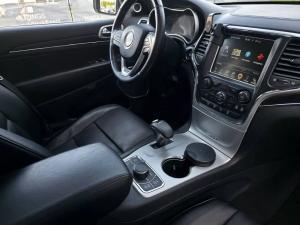 Brūns Jeep Grand Cherokee 2013 Rīga, ar dzinēja tilpumu 3.00 L un nobraukumu 245 tūkst. km par 9900 €, foto 50 vietnē AUTOMOTO.COM.LV