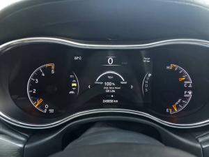 Brūns Jeep Grand Cherokee 2013 Rīga, ar dzinēja tilpumu 3.00 L un nobraukumu 245 tūkst. km par 9900 €, foto 56 vietnē AUTOMOTO.COM.LV