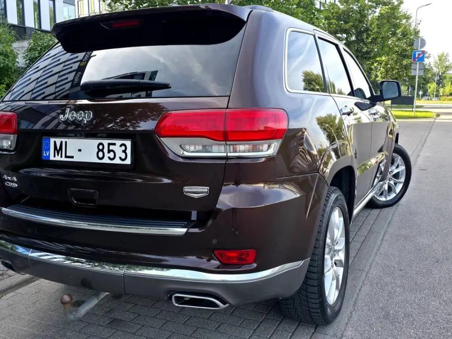 Brūns Jeep Grand Cherokee 2013 Rīga, ar dzinēja tilpumu 3.00 L un nobraukumu 245 tūkst. km par 9900 €, foto 60 vietnē AUTOMOTO.COM.LV