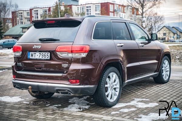 Brūns Jeep Grand Cherokee 2014 Rīga, ar dzinēja tilpumu 3.00 L un nobraukumu 350 tūkst. km par 8990 €, foto 4 vietnē AUTOMOTO.COM.LV