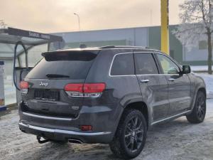 Brown Jeep Grand Cherokee 2015 in Kelme, with an engine capacity of 2.99 L and mileage of 260 thousand km for 12600 €, photo 4 on AUTOMOTO.COM.LV