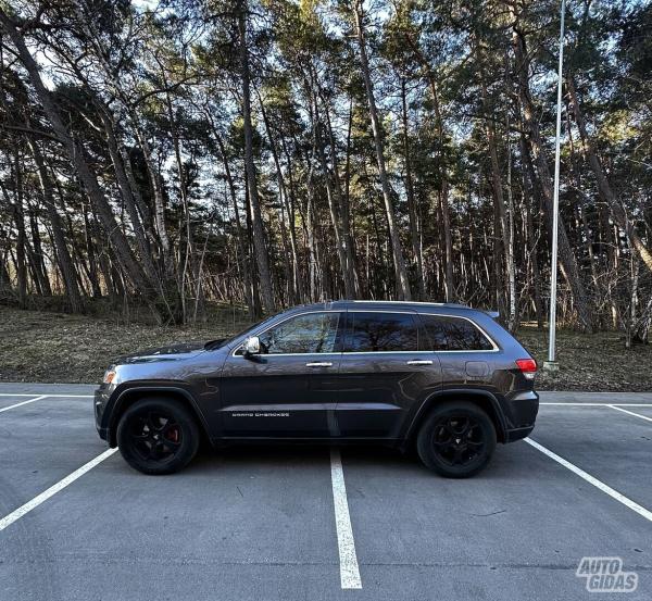 Brown Jeep Grand Cherokee 2015 in Klaipeda, with an engine capacity of 3.60 L and mileage of 189 thousand km for 14500 €, photo 1 on AUTOMOTO.COM.LV
