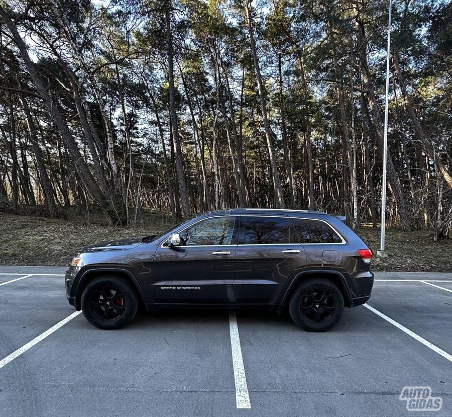Brown Jeep Grand Cherokee 2015 in Klaipeda, with an engine capacity of 3.60 L and mileage of 189 thousand km for 14500 €, photo 1 on AUTOMOTO.COM.LV