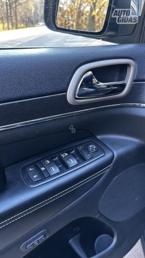 Brūns Jeep Grand Cherokee 2015 Klaipėda, ar dzinēja tilpumu 3.60 L un nobraukumu 189 tūkst. km par 13800 €, foto 14 vietnē AUTOMOTO.COM.LV