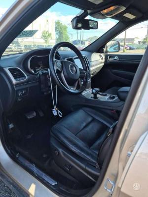 Brūns Jeep Grand Cherokee 2015 Šauļi, ar dzinēja tilpumu 3.60 L un nobraukumu 267 tūkst. km par 6100 €, foto 12 vietnē AUTOMOTO.COM.LV