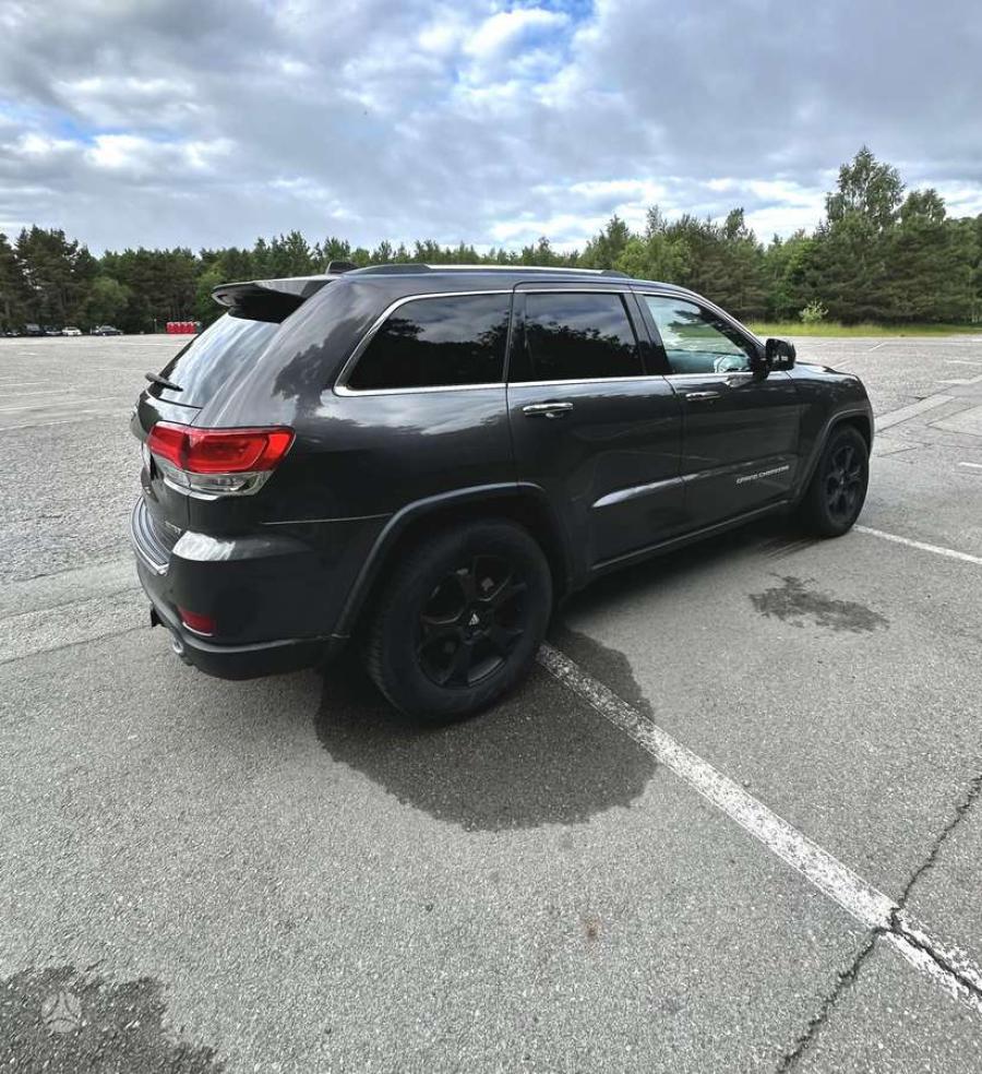 Brown Jeep Grand Cherokee 2015 in Klaipeda, with an engine capacity of 3.60 L and mileage of 189 thousand km for 13800 €, photo 5 on AUTOMOTO.COM.LV