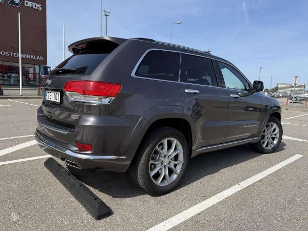 Brūns Jeep Grand Cherokee 2015 Klaipėda, ar dzinēja tilpumu 2.99 L un nobraukumu 174 tūkst. km par 12900 €, foto 3 vietnē AUTOMOTO.COM.LV