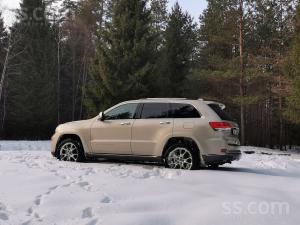 Brown Jeep Grand Cherokee 2016 in Jelgava, with an engine capacity of 3.00 L and mileage of 174 thousand km for 21500 €, photo 5 on AUTOMOTO.COM.LV