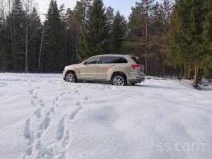 Brown Jeep Grand Cherokee 2016 in Jelgava, with an engine capacity of 3.00 L and mileage of 174 thousand km for 21500 €, photo 6 on AUTOMOTO.COM.LV