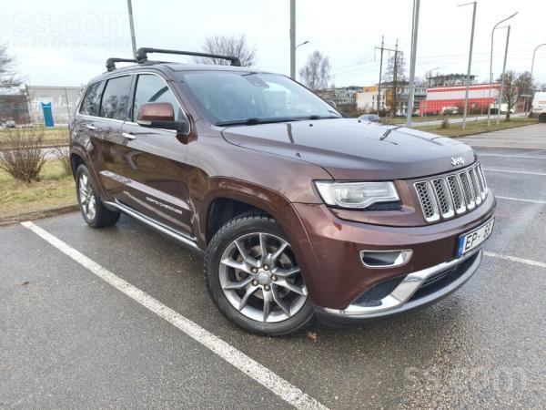 Brūns Jeep Grand Cherokee 2016 Rīga, ar dzinēja tilpumu 3.00 L un nobraukumu 155 tūkst. km par 21500 €, foto 1 vietnē AUTOMOTO.COM.LV