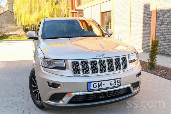 Brūns Jeep Grand Cherokee 2016 Jelgava, ar dzinēja tilpumu 3.00 L un nobraukumu 178 tūkst. km par 17900 €, foto 1 vietnē AUTOMOTO.COM.LV