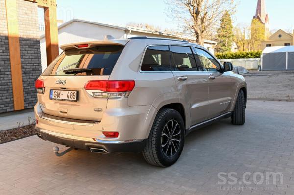 Brūns Jeep Grand Cherokee 2016 Jelgava, ar dzinēja tilpumu 3.00 L un nobraukumu 178 tūkst. km par 17900 €, foto 7 vietnē AUTOMOTO.COM.LV