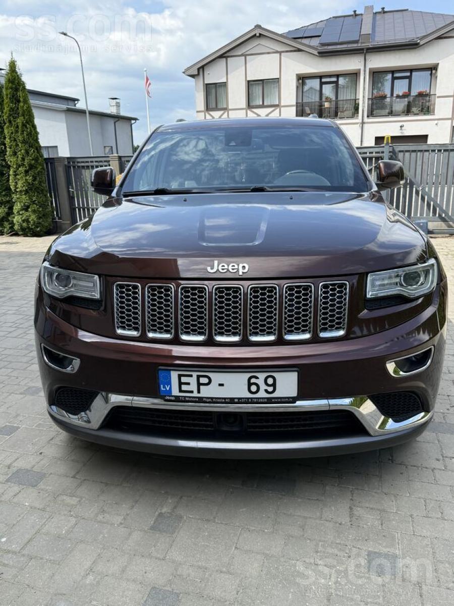 Brūns Jeep Grand Cherokee 2016 Rīga, ar dzinēja tilpumu 3.00 L un nobraukumu 155 tūkst. km par 16500 €, foto 3 vietnē AUTOMOTO.COM.LV
