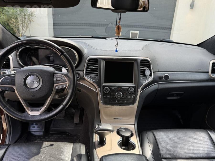 Brūns Jeep Grand Cherokee 2016 Rīga, ar dzinēja tilpumu 3.00 L un nobraukumu 155 tūkst. km par 16500 €, foto 9 vietnē AUTOMOTO.COM.LV