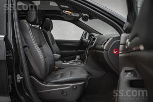 Brūns Jeep Grand Cherokee 2017 Rīga, ar dzinēja tilpumu 3.00 L un nobraukumu 0 tūkst. km par 17500 €, foto 11 vietnē AUTOMOTO.COM.LV
