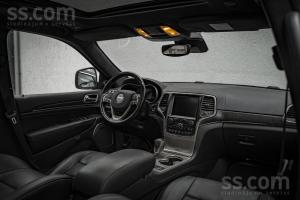 Brūns Jeep Grand Cherokee 2017 Rīga, ar dzinēja tilpumu 3.00 L un nobraukumu 0 tūkst. km par 17500 €, foto 17 vietnē AUTOMOTO.COM.LV