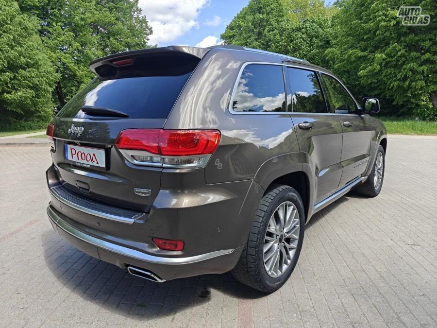 Brūns Jeep Grand Cherokee 2017 Tauragė, ar dzinēja tilpumu 5.70 L un nobraukumu 193 tūkst. km par 17700 €, foto 5 vietnē AUTOMOTO.COM.LV
