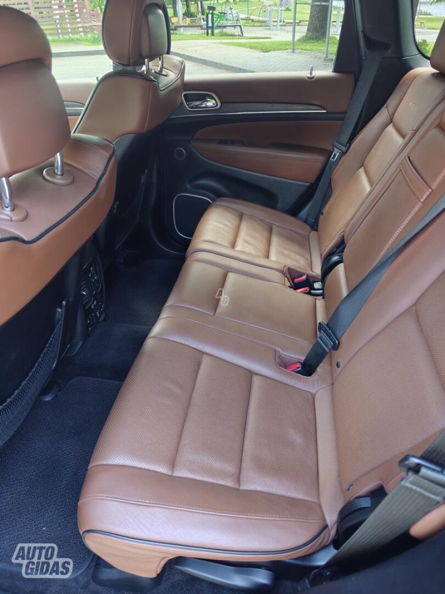 Brūns Jeep Grand Cherokee 2017 Tauragė, ar dzinēja tilpumu 5.70 L un nobraukumu 193 tūkst. km par 17700 €, foto 12 vietnē AUTOMOTO.COM.LV