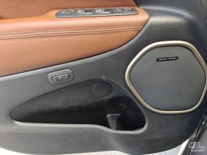 Brūns Jeep Grand Cherokee 2017 Tauragė, ar dzinēja tilpumu 5.70 L un nobraukumu 193 tūkst. km par 17700 €, foto 15 vietnē AUTOMOTO.COM.LV